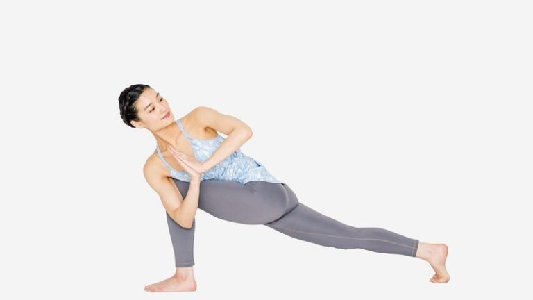 重力に負けない下半身のスタイルアップを目指す！ヨガポーズ3選 - YogaFull